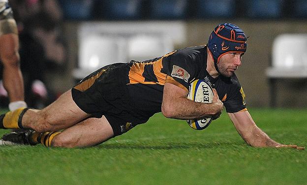 Wasps centre Bell retires
