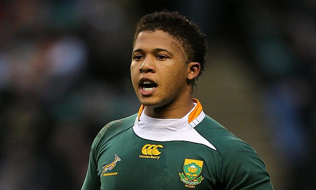 Elton Jantjies commits to South Africa Rugby and Lions